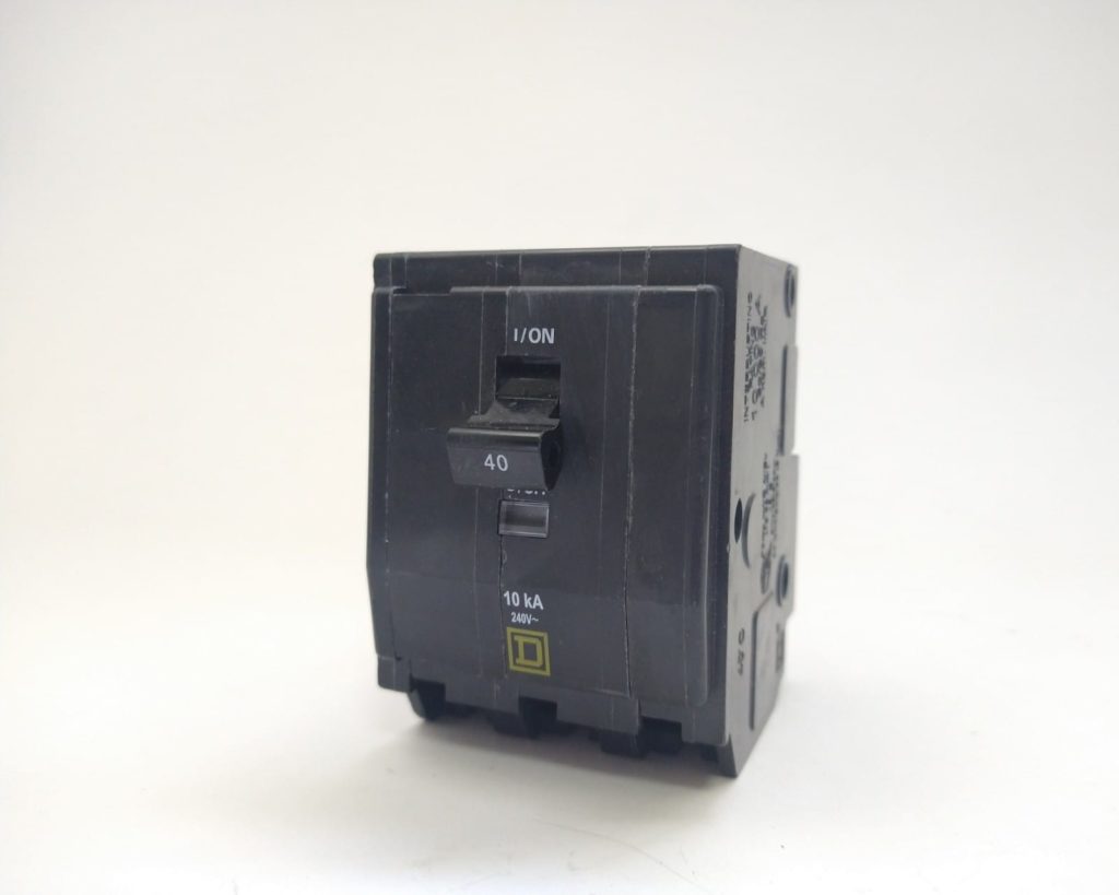 INTERRUPTOR TERMOMAGNETICO QO340 - SQUARE D | Electrica Tepic